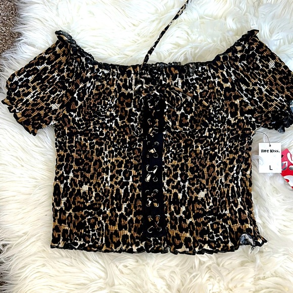 Hot Kiss | Tops | Very Elastic Animal Print Crop Top With Adjustable ...